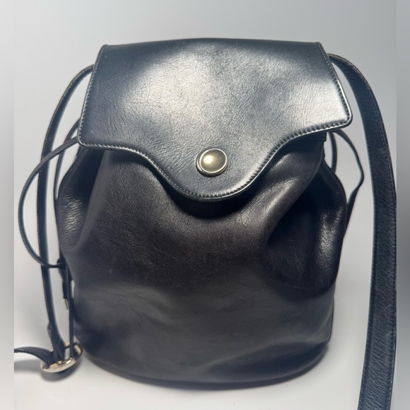 Movado | Bags | Movado Black Leather Bucket Crossbody Bag Made In Italy ...